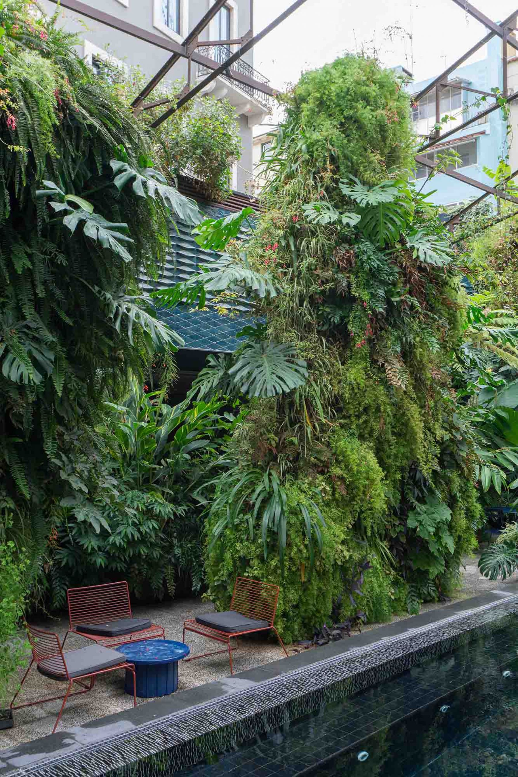 Hotel Hotel | Vertical Garden Design